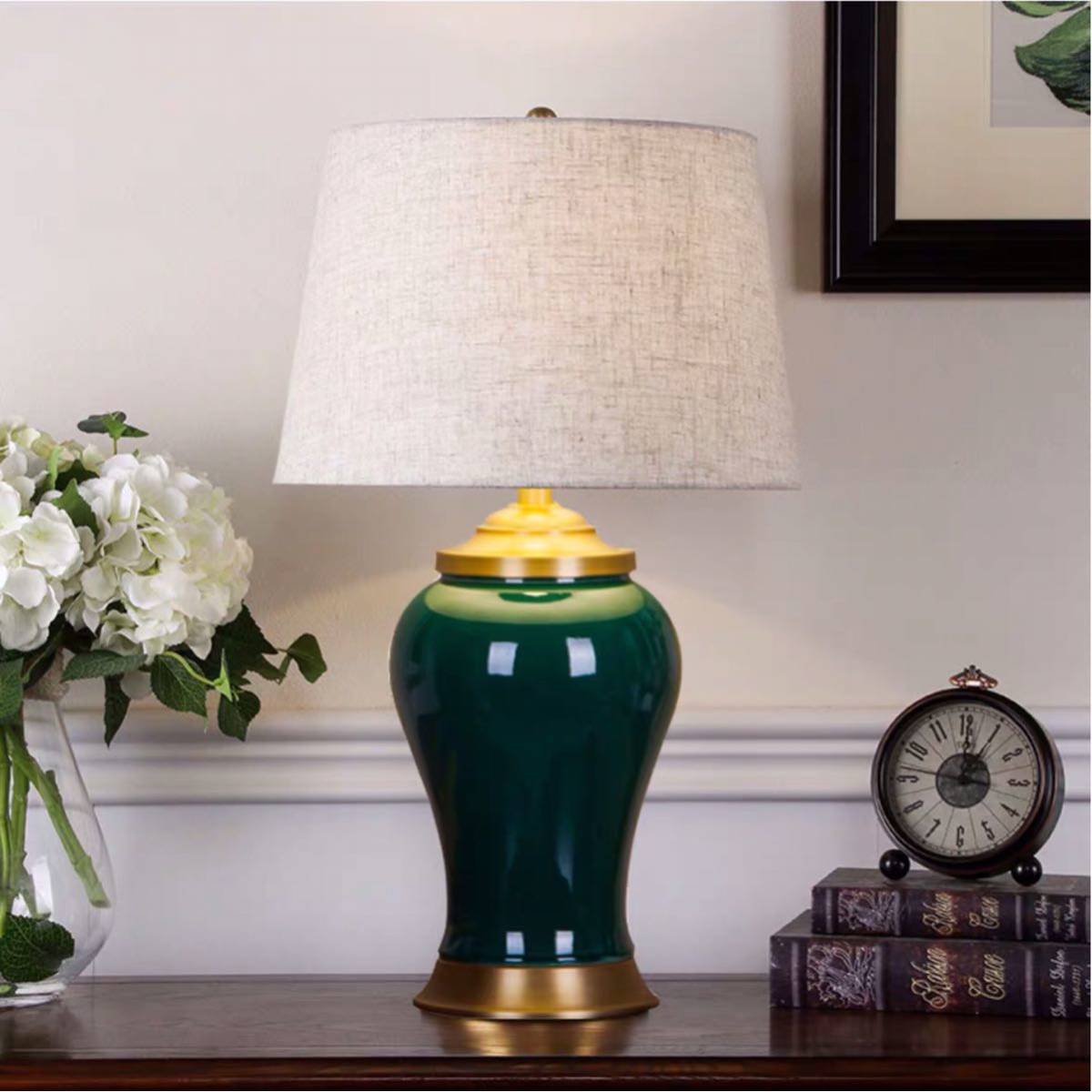 【商品仕様】 個口数：1 （〜40Wまで対応） E26白熱球、電球型蛍光灯、LED電球使用可能 使用電球：1個（※電球は付属しておりません） 商品外寸：幅約43 x 高さ約75 (cm) ※サイズの誤差は多少発生します。ご了承下さい。 購入...