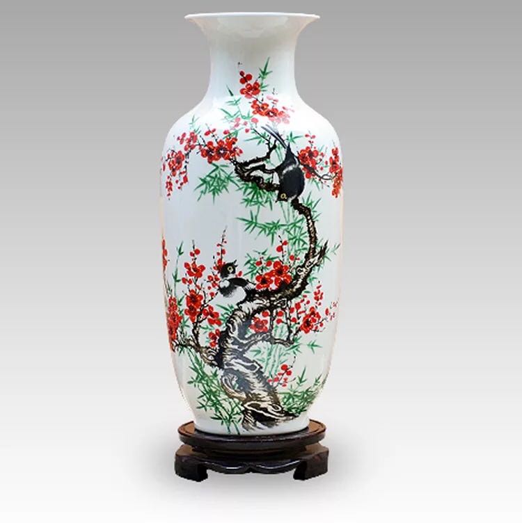 花を入れやすく綺麗にまとまってくれる可愛いベースですサイズ（cm）：幅16x高さ36.5材質：陶器写真の色合いは、ご覧になられる環境により、実際とは若干異なる場合があります。サイズは、実測値です。商品によって多少の誤差がございます。小さな汚...