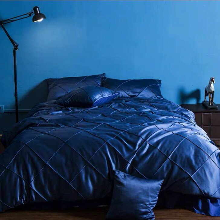 商品サイズ・組成について（カバー4点セット)【素材】ポリエステル 100％ベッドパッド1点 ：150x200x30（cm）掛布団カバー1点： 約200x230 （cm）枕カバー2点： 約48x74cm購入後のキャンセルは、ご遠慮ください。検...