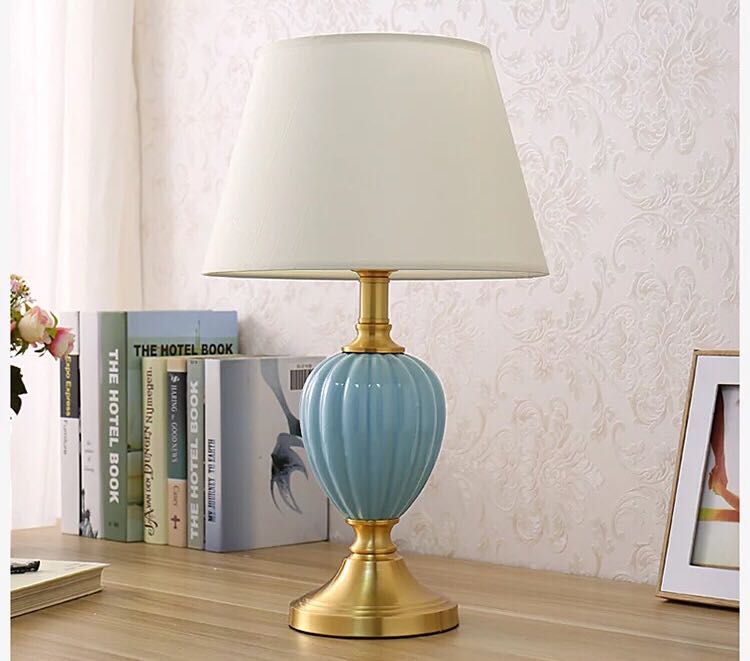 【商品仕様】■個口数：1 （〜40Wまで対応）■E26白熱球、電球型蛍光灯、LED電球使用可能■使用電球：1個（※電球は付属しておりません）石【商品サイズ（単位約mm）】■商品外寸：幅約33×高さ約55(cm)※サイズの誤差は多少発生します...