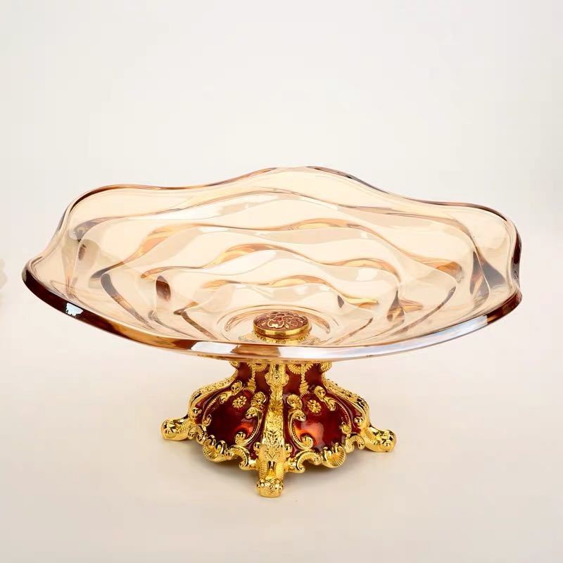 材質：ガラス、水晶、合金サイズ：33 x 33 x 15 (cm） 購入後のキャンセルは、ご遠慮ください。 検品のため開封してある場合があります。 複数ご注文の場合やお急ぎの場合は必ず事前に納期のお質問をお願いいたします。注意事項1、ご利用...