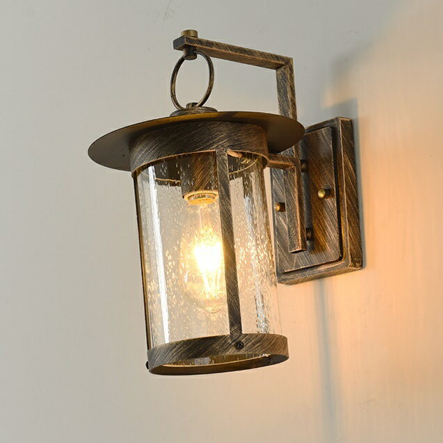 壁掛け照明 壁掛け灯 インテリア照明 玄関灯 ．アンティーク 外灯 廊下 屋外 防水玄関灯サイズ：幅29 x 高さ34? (cm）ワット数 ：電球40W× 1個（E26)（※電球は付属しておりません）素材：樹脂、合金、鉄、ガラス...使用可...