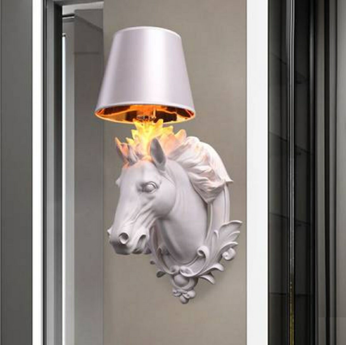 B3-1壁掛け照明 壁掛け灯 インテリア照明 壁掛け灯 廊下 寝室 書斎 1灯 北欧モダン 動物シリーズ壁掛け灯A/B3-1個口数：1口金：E26使用電球：1（※電球は付属しておりません）商品外寸：幅24.5 x 高さ52 (cm)取付方法...