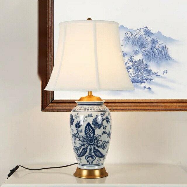 商品説明【商品仕様】個口数：1?（〜40Wまで対応）E26白熱球、電球型蛍光灯、LED電球使用可能使用電球：1個（※電球は付属しておりません）商品外寸：幅40?×高さ68?(cm) お客様のご覧になっているモニター等により多少色が異なる場合...