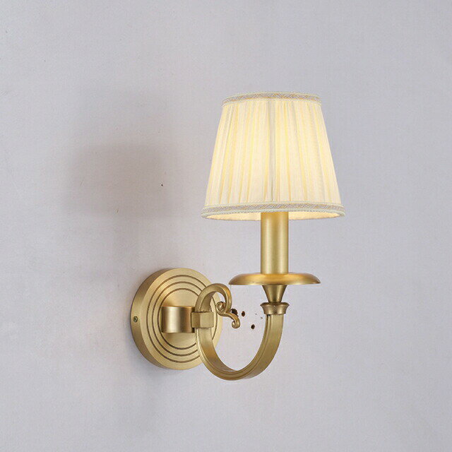 商品説明・口金：E14・使用電球：40Wまで・サイズ：(約）奥行17?×高さ38?(cm?）※電球は付属しておりません。 取付工事は電気工事士にご相談してください。お客様のご覧になっているモニター等により多少色が異なる場合がございます。あら...