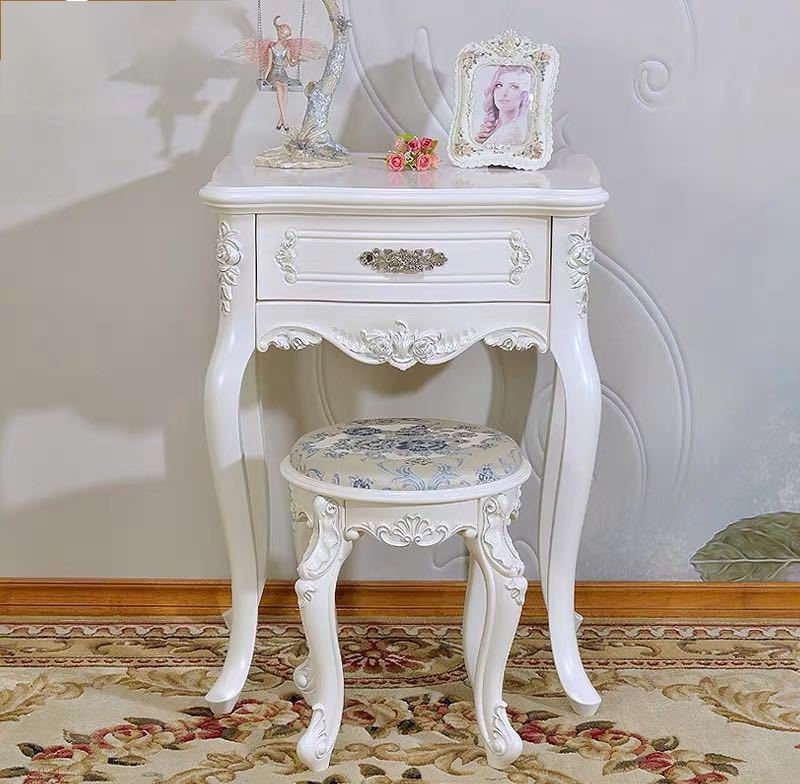 【商品仕様】本体寸法：幅56 x 奥行40 ×高さ79cm商品状態：新品カラー：写真通り材質：天然木、中質繊維板、ラッカー塗装 、天然木化粧合板☆☆★★★★★★★★★★★★★☆☆◆お客様のご覧になっているモニター等により多少色が異なる場合が...