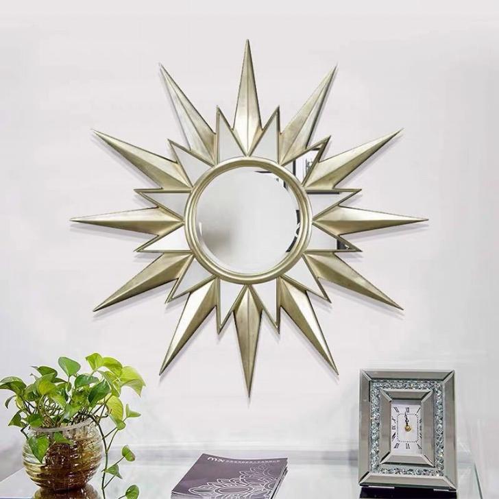 サイズ(cm) ： 幅90 x 高さ90 (cm）材質 ： ミラー、樹脂、木、他、合金複数ご注文の場合やお急ぎの場合は必ず事前に納期のお質問をお願いいたします。注意事項1、こちらの商品は海外製の新品です。撮影時の照明やPC環境によって実際の...