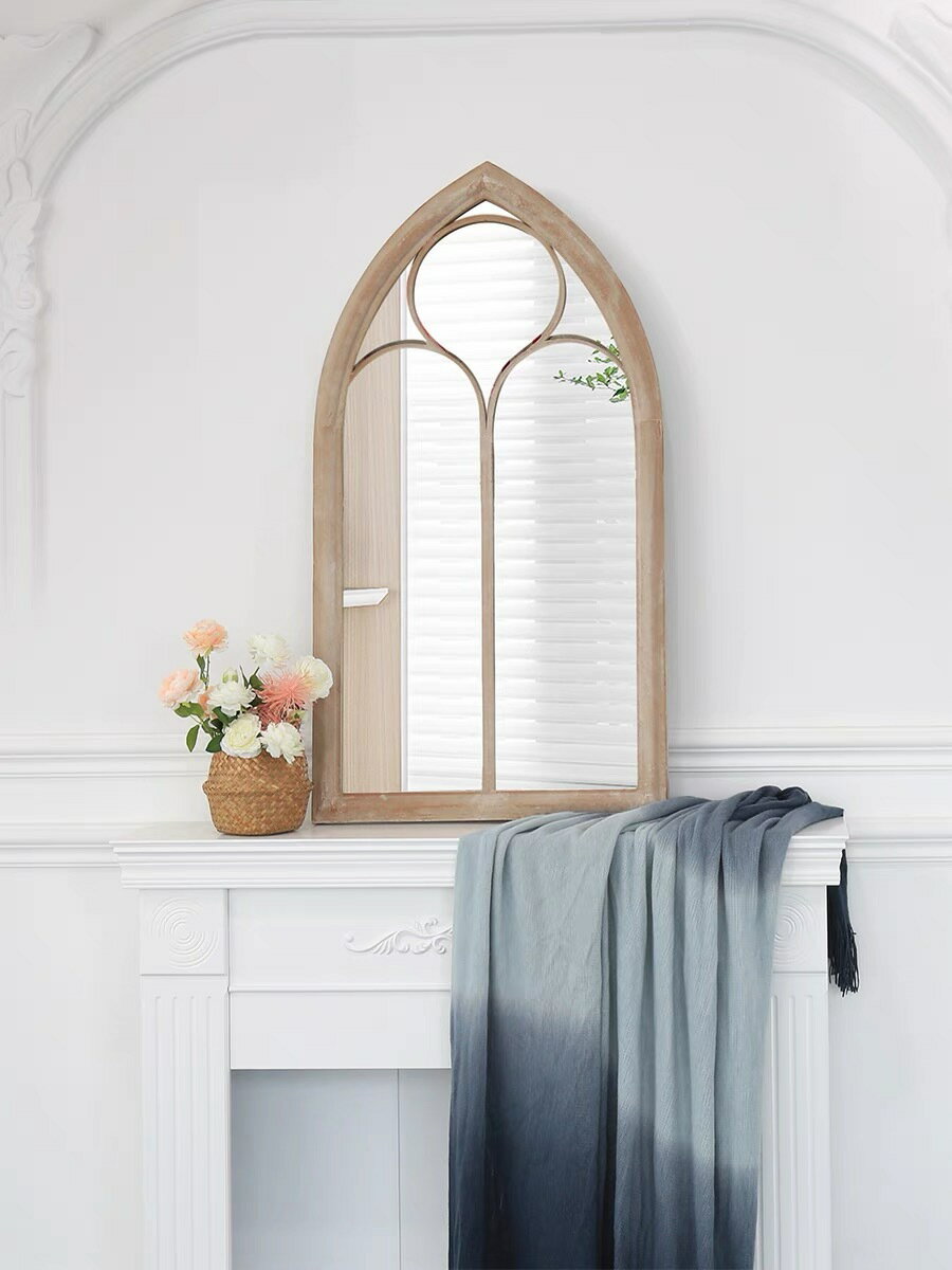 豪華鏡 アンティーク調 壁掛け鏡 壁掛け ．壁掛けミラー ウォールミラー 61x112cm豪華鏡サイズ(cm) ： 幅61 x 高さ112材質 ： ミラー、樹脂、他、金属お客様のご覧になっているモニター等により多少色が異なる場合がございます...