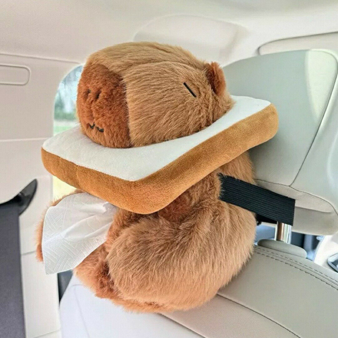 商品説明ゆるかわなカピバラデザインが癒される、ぬいぐるみタイプのティッシュケースです。ふわふわの手触りと丸いフォルムで、車内やお部屋のインテリアにぴったり。使うたびにほっこりする、実用性と可愛さを兼ね備えたアイテムです。【サイズ】約26cm...