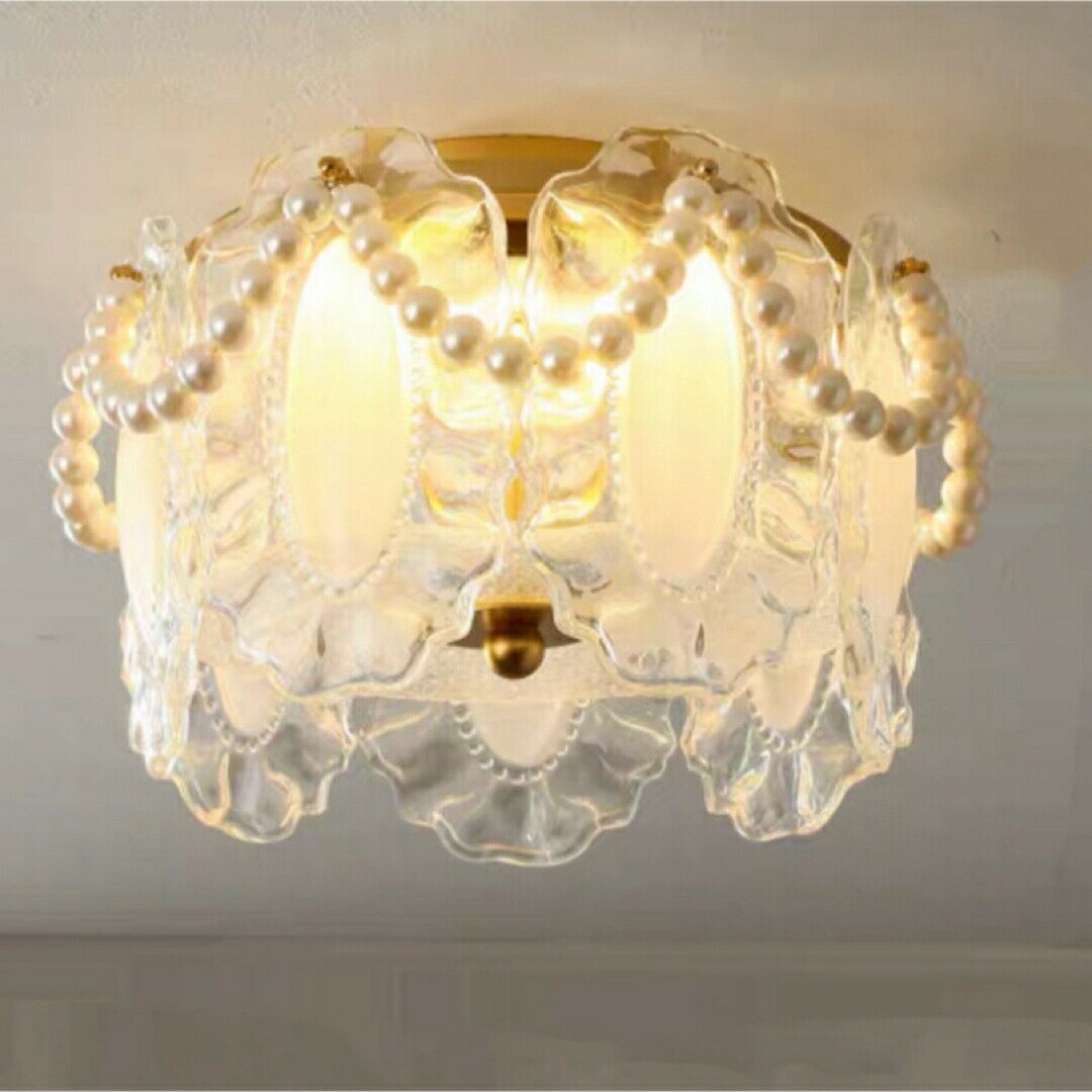 商品説明状?態：新品カラー：画像参照サイズ：直径25?x?高さ18（cm)光源:?LEDこのシャンデリアの部品は全て自分で組み立てる必要があります。ご了承ください。取付方法：電源直結タイプです、裏側に電線の結線がございます。照明器具は天井で...