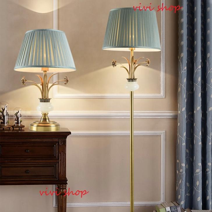 ■個口数：1■E26白熱球、電球型蛍光灯、LED電球使用可能■使用電球：1個（※電球は付属しておりません）■商品外寸：幅約40x高さ約165(cm)----------------------------------------------...
