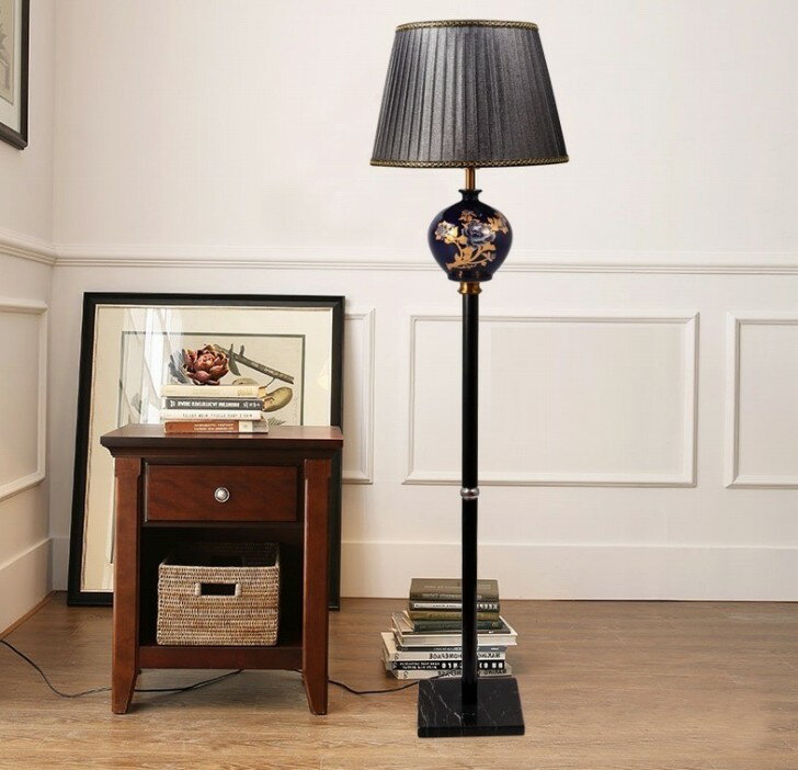 ■個口数：1 （〜40Wまで対応）■E26白熱球、電球型蛍光灯、LED電球使用可能■使用電球：1個（※電球は付属しておりません）■商品外寸：幅約41 x 高さ約160 (cm)--------------------------------...