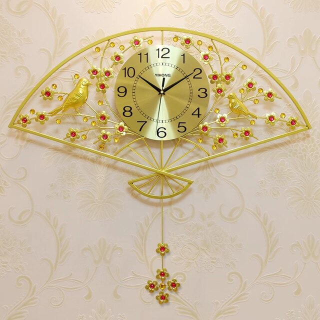 商品説明人気の掛け時計★飾るだけでぐーっとお部屋がオシャレな空間になります！目を引くデザイン。インテリアのアクセントに★お部屋の時を刻む、特別な1台...。大事な方へのプレゼントで贈ってみてはいかがでしょうか？☆☆★★★★★★★★★★★★★...