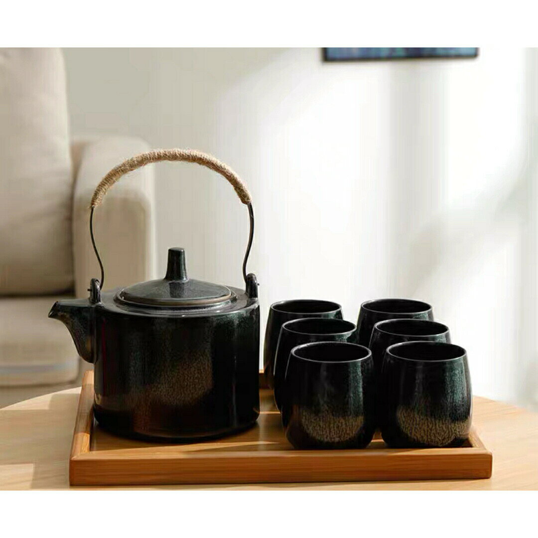 商品説明材質:陶器セット内容:カップx6点（180ml)ティーポットx1点（1000ml)トレー?x?1点◆お客様のご覧になっているモニター等により多少色が異なる場合がございます。あらかじめご了承ください。◆サイズの誤差は多少発生します。ご...