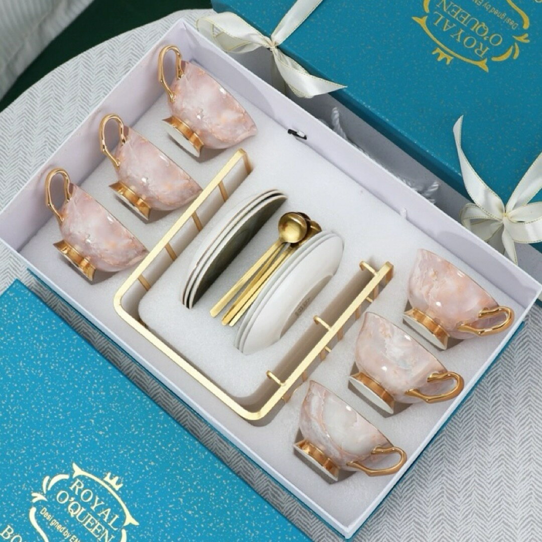商品説明材質:陶器セット内容:カップ＆ソーサー6客（200ml)スプーン6点カップランクx?1点◆お客様のご覧になっているモニター等により多少色が異なる場合がございます。あらかじめご了承ください。◆複数ご注文の場合やお急ぎの場合は必ず事前に...