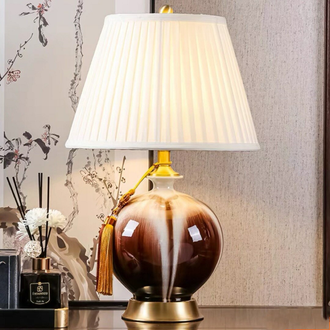 商品説明【商品仕様】個口数：1?（?40Wまで対応）E26白熱球、電球型蛍光灯、LED電球使用可能使用電球：1個（※電球は付属しておりません）商品外寸：幅約33?×高さ約52?(cm)◆お客様のご覧になっているモニター等により多少色が異なる...