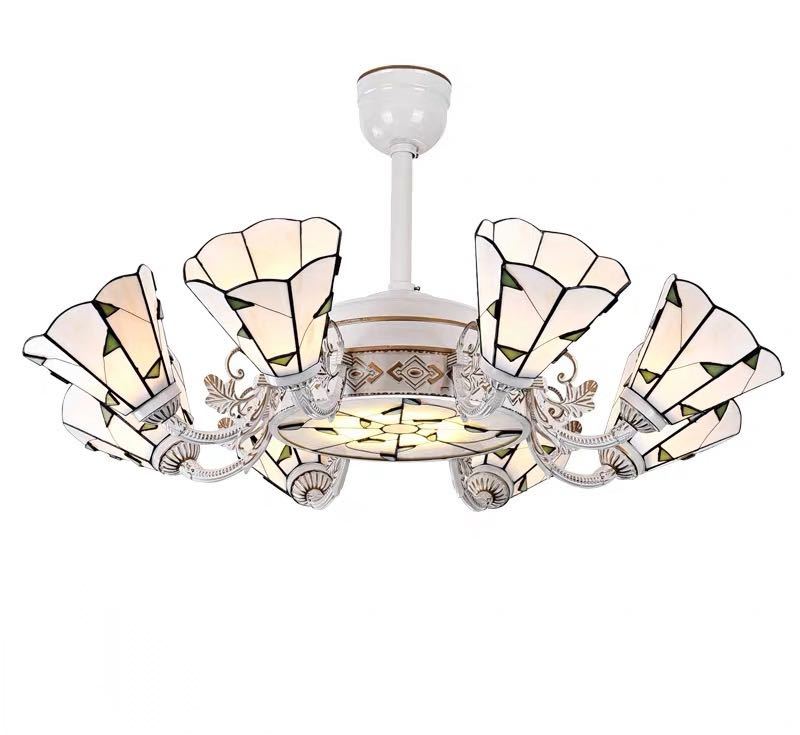 サイズ：幅75 x 高さ55 (cm）ワット数 ：電球40W×8個（E26)（電球は付属しておりません）素材：樹脂、合金、鉄…使用可能電球:LED電球、白熱球、電球型蛍光灯等取付工事は電気工事士にご相談してください。複数ご注文の場合やお急ぎ...