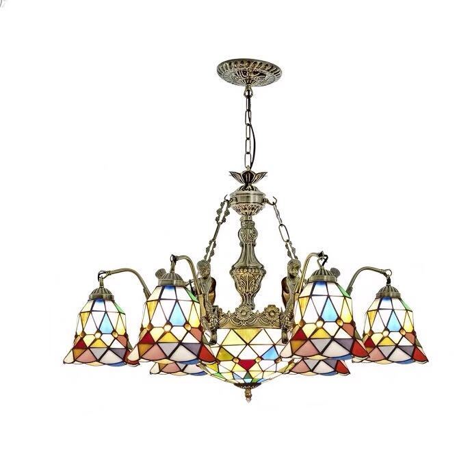 美しいガラスはどこから見ても華やかで美しい。繊細な造りの素敵なステンドランプ消灯時も素敵なインテリアになりますねサイズ ：幅80 x 高さ48 （cm）ワット数 ：電球60W×9個（E26）素材：ガラス、樹脂、合金、鉄★取付工事は電気工事士...