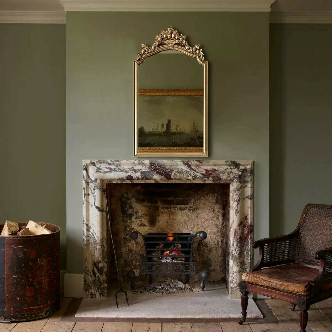 商品説明サイズ(cm)&nbsp;：&nbsp;幅90&nbsp;x&nbsp;高さ130材質&nbsp;：&nbsp;ミラー、MDF、木、他☆☆☆☆お客様のご覧になっているモニター等により多少色が異なる場合がございます。あらかじめご了承く...