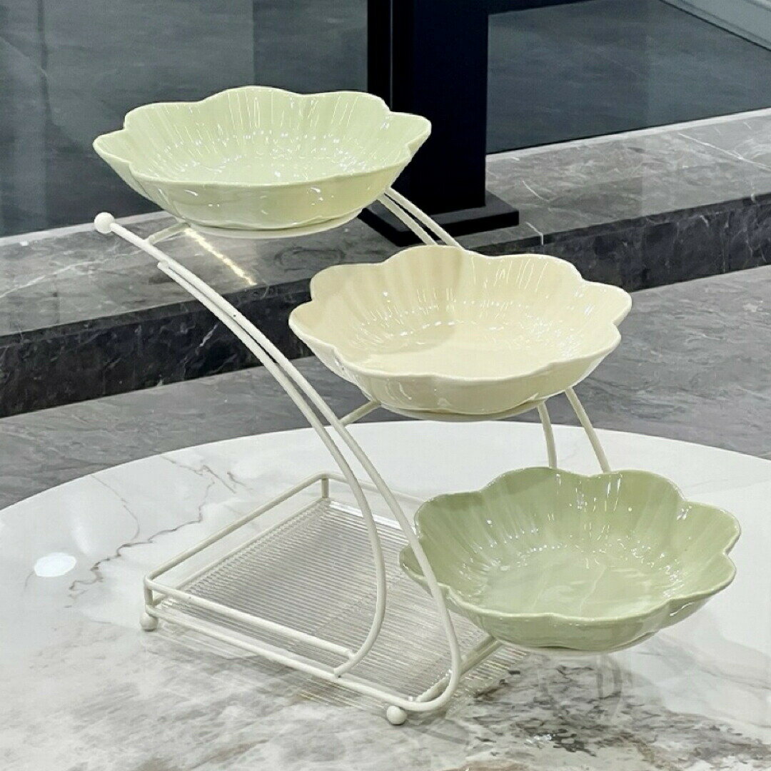 商品説明サイズ：写真ご参考ください素材：鉄、陶器◆お客様のご覧になっているモニター等により多少色が異なる場合がございます。あらかじめご了承ください。◆複数ご注文の場合やお急ぎの場合は必ず事前に納期?のお質問をお願いいたします。◆サイズの誤差...