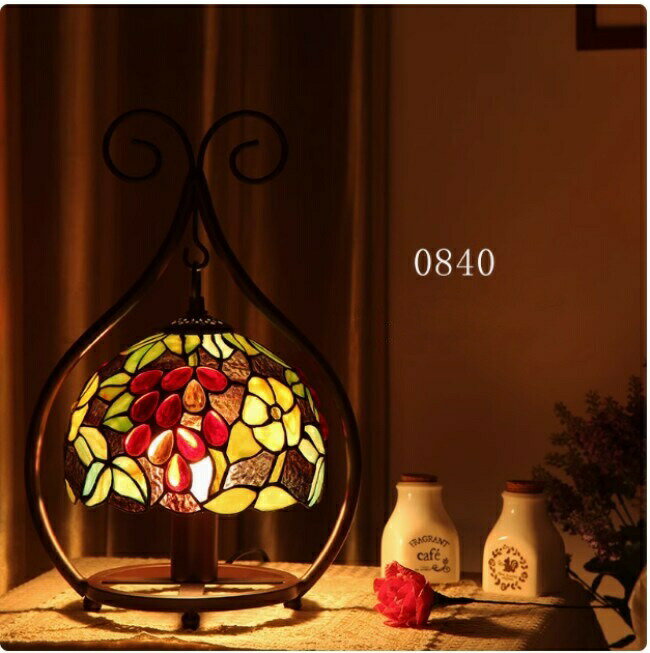 商品状態：未使用材質：ガラス、合金サイズ：高さ45cm*幅30cm適用範囲：リビング、ベッドルーム、書斎商品には電球は含まれていません。手作業での採寸の為、若干誤差がある場合があります。ご了承下さい。発送方法佐川急便入金確認後、5-7営業日...