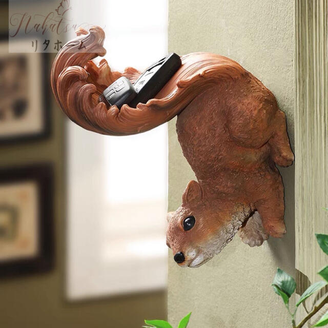 壁掛けオブジェおしゃれ　ワシ ヨーロピアン 壁装飾壁装飾可愛くてきれいなリス壁掛けオブジェです。壁掛けとしては良い装飾品です使いやすいまた、店舗でのディスプレイなどにもオススメです。素材 樹脂★購入後のキャンセルは、ご遠慮ください。★検品の...