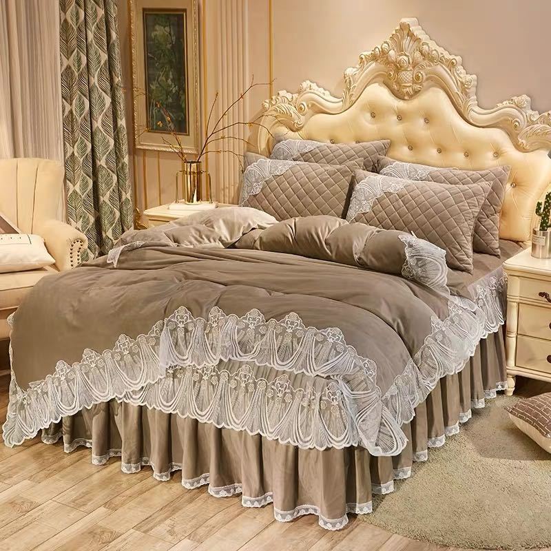 商品サイズ・組成について（カバー4点セット)【素材】ポリエステル　100％ベッドパッド1点 ：150x200（cm）掛布団カバー1点： 約200x230 （cm）枕カバー2点： 約48x74cm★購入後のキャンセルは、ご遠慮ください。★検品...