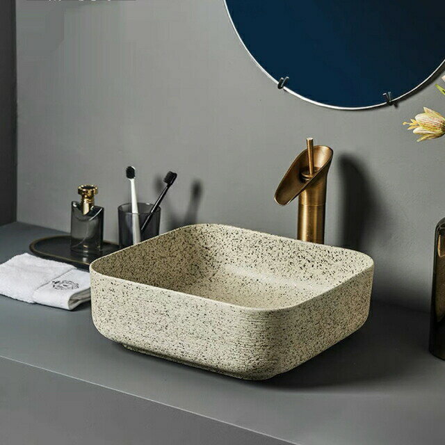 商品説明蛇口?排水金具付き状態?：新品未使用サイズ（cm）：幅：38.5奥行き：38.5高さ：14素材：陶磁器取付について：取付工事はお近くの工務店様にご相談してください＜?重量物なので同梱はできません?＞◆お客様のご覧になっているモニター...