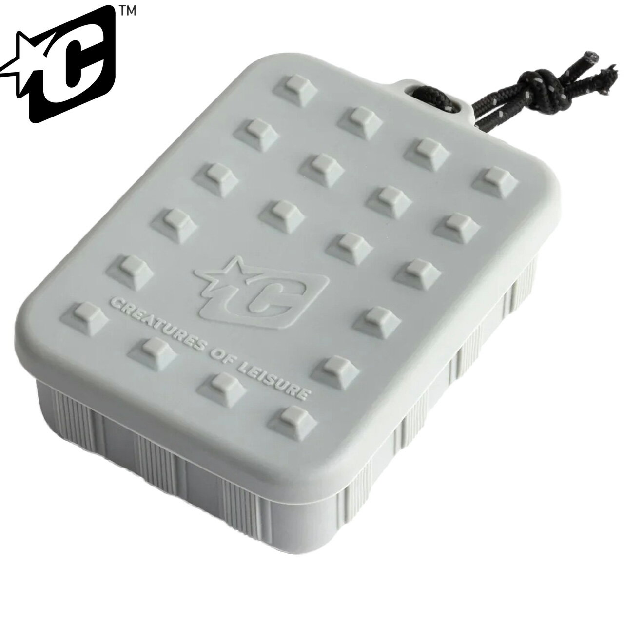 商品情報商品説明お気に入りのワックスを収納でき、ワックスコームとフィンキーを入れるスペースもあります。さらに、緊急時に使えるリーシュコードも付属しています。柔軟なリサイクルTPU 素材。※WAXは付属しません。L – 94mm W – 12...