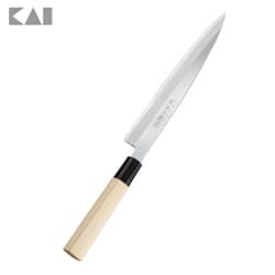 貝印　関孫六 銀寿本鋼　和包丁　刺身210mm(左用)　AK-5208 関孫六　銀寿本鋼シリーズ。 切れ味冴える鍛造和造り、より切れ味を追求したこだわりの手仕上げ刃付けです。 商品名 貝印　関孫六銀寿本鋼　和包丁　刺身210mm(左用)　A...