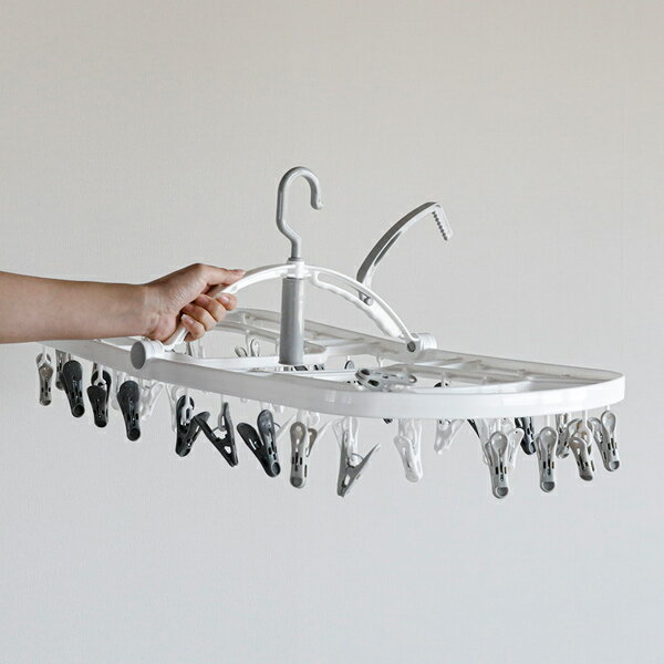 CBジャパン kogure　コグレThe hangers　ランドリーハンガー44P バランスのとれた使いやすさで人気のハンガー 【使って納得！定番ハンガーシリーズ】 ハンガーを販売すること10数年、スタンダードな角ハンガーから部屋干し専用ハ...