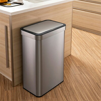 EKO エコノヴァセンサービン 70L MMT EK9578-70L-MMT シルバー センサー式自動開閉で手を触れずに衛生的 Point.1｜手を触れず衛生的！センサー自動開閉 高性能センサーが感知してフタが自動でオープン。 料理中や両手...
