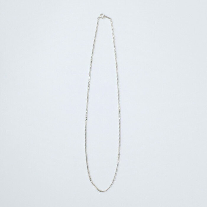 BRAND PROFILE 「Inner Self, Open-minded」をコンセプトに、内なる自己を解放するオープンマインドな精神からインスピレーションを得ているジュエリーブランド。 身に着ける人の肌に寄り添い、パーソナリティを際立た...