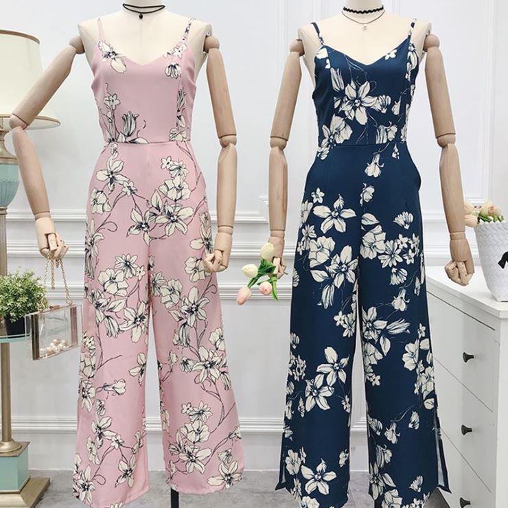 製造番号:hid item_オールインワン 【sale】花柄プリントオールインワン カラー ブラック　ネイビー サイズ M 総丈：129.5　身幅：81　ウエスト：68　わたり：64　股上：37　股下：61　裾幅：60　 サイズの測り方はコ...