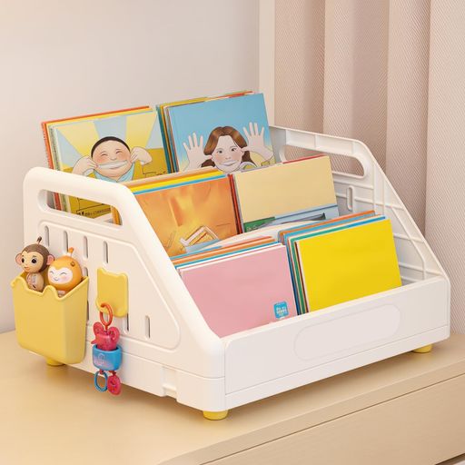📚【絵本がたっぷり収まるスリム設計!】高さ22.3cmx奥行き30.5cmのコンパクトサイズながら、3段構造でA4サイズの大型絵本から図鑑まで幅広く収納可能。”絵本が溢れて片付かない...””リビングが本棚でごちゃごちゃ.....