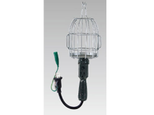 本体金属部はより安全な接地構造。 内蔵コンセントも接地付きです。 耐熱性と絶縁性に優れた樹脂グリップを採用し握りやすく。 便利な手もとスイッチ付。 コンセント内蔵型なので、照明と電動工具の使用が同時に出来る優れものです。 拡散型のフロスト耐...