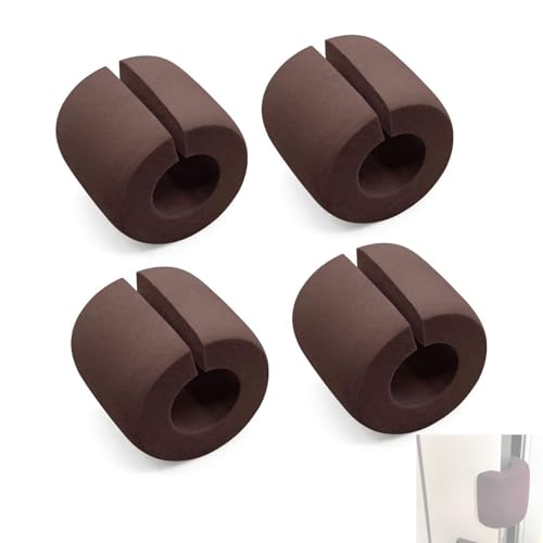 コーヒー/-/-・【セット内容】 ドアストッパー 4 個 / セット サイズ：7.0×7.3×1.7cm（厚さ） カラー：コーヒー・【子供用ドアストッパー】 特長：取り付け時にドア・壁面を傷つけない 保護機能：子供の指を挟まないように守りま...