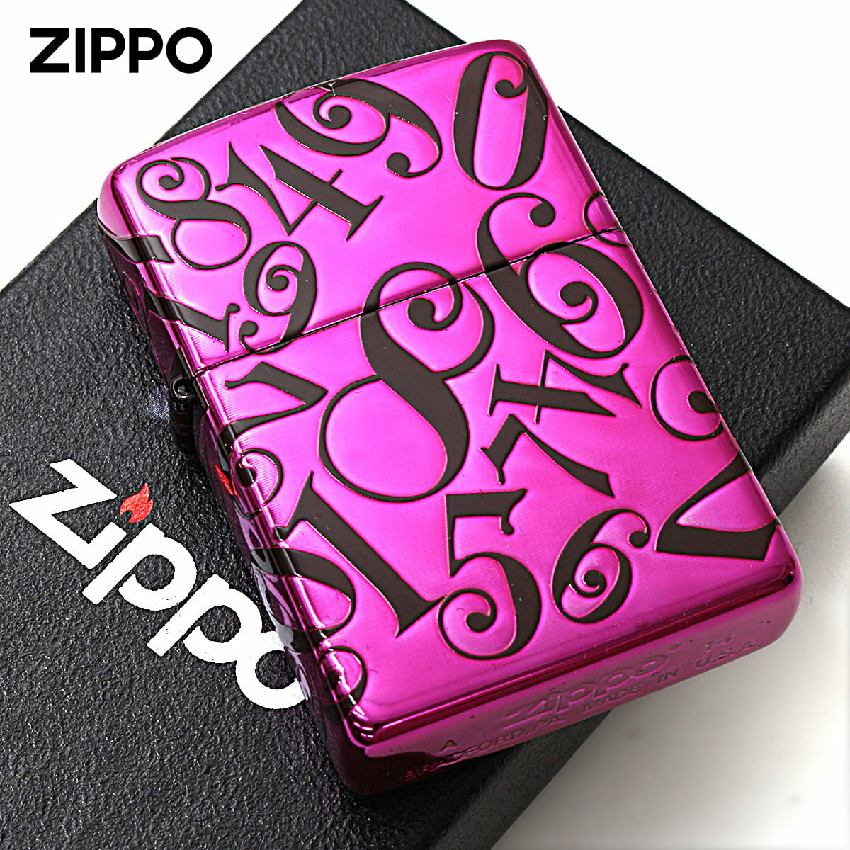 イオンマットブラックのボディに、ピカピカのメッキを全面に5面に人気のダイアルをデザインした超豪華なZIPPOです。 もっともわかりやすく、グローバルなものの1つである、「数字」だけで構成され、シンプルながらお洒落に装飾されたデザインでひと目...