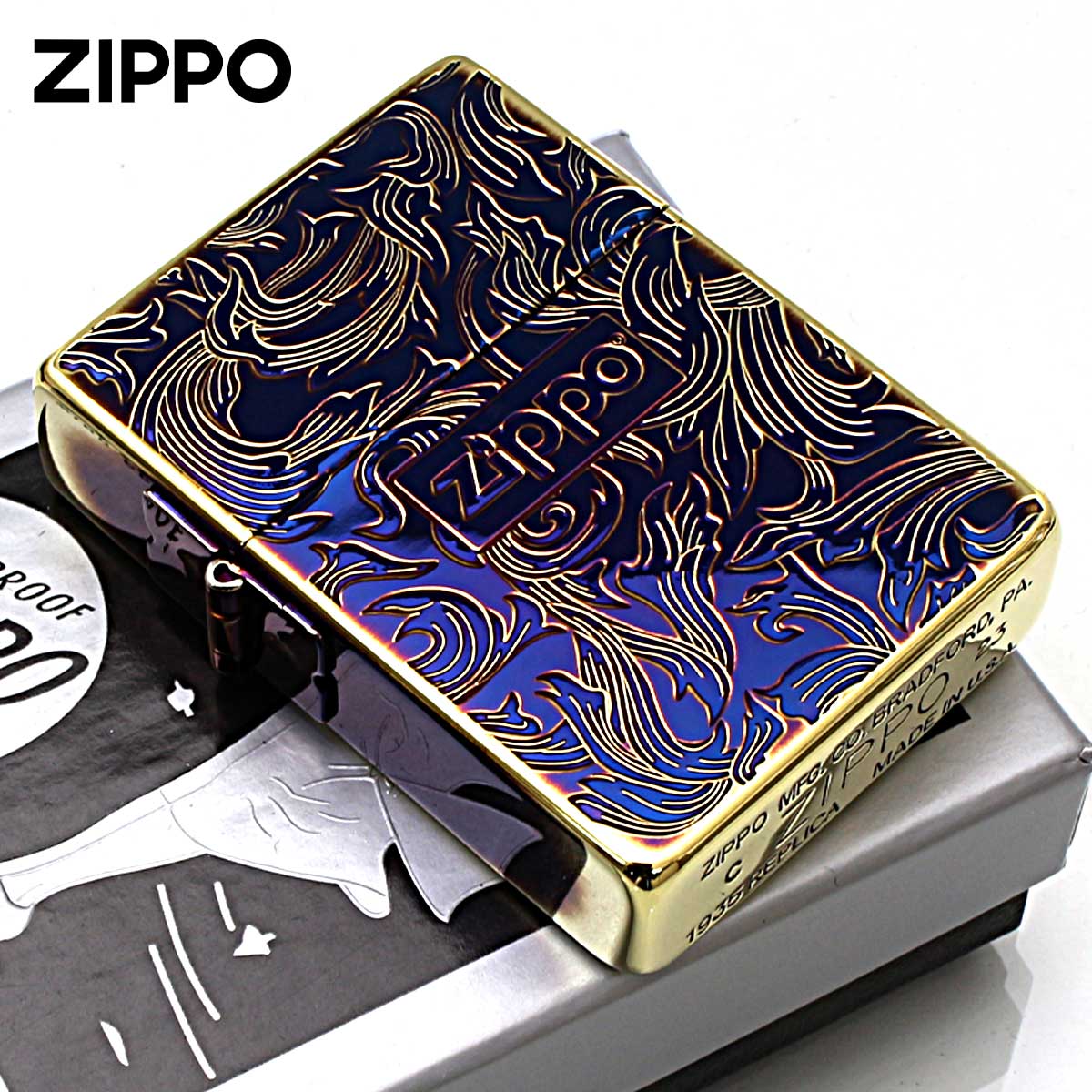 1935年当時の形状を再現した1935レプリカモデルのZippoです。当時の形状の特徴であるブラス材を輪切りにしたようなスクエアケースに、専用のインサイドユニット、ダミーではない本物の3バレル外ヒンジ、フリントホイール部の中空リベット。両面...