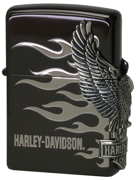 【商品説明】 ・ZIPPO HARLEY-DAVIDSON サイドメタル ZHDP-01は、ハーレーダビッドソンの象徴である白頭鷲を三面にわたって表現した、重厚感のあるデザインが特徴です。 ・このジッポーは、三面加工により細部にまでこだわっ...