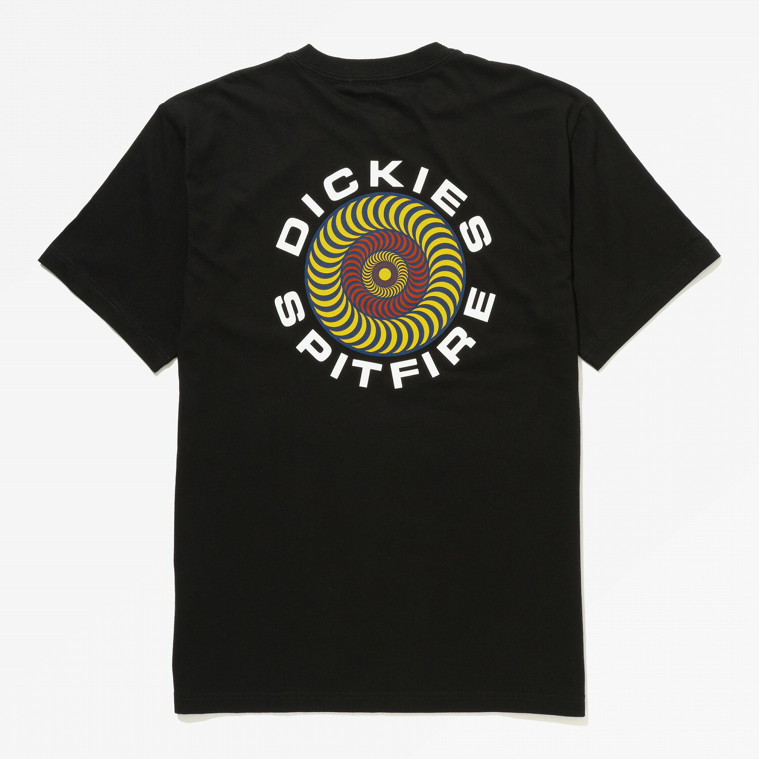 DickiesとSpitfireのコラボレーションデザイン。 胸と背中にウィールモチーフがプリントされたTシャツ。 ベーシックなクルーネックでどんなアイテムともバランスよくスタイリングすることができます。 裾の部分にはさりげなくピスネームが...