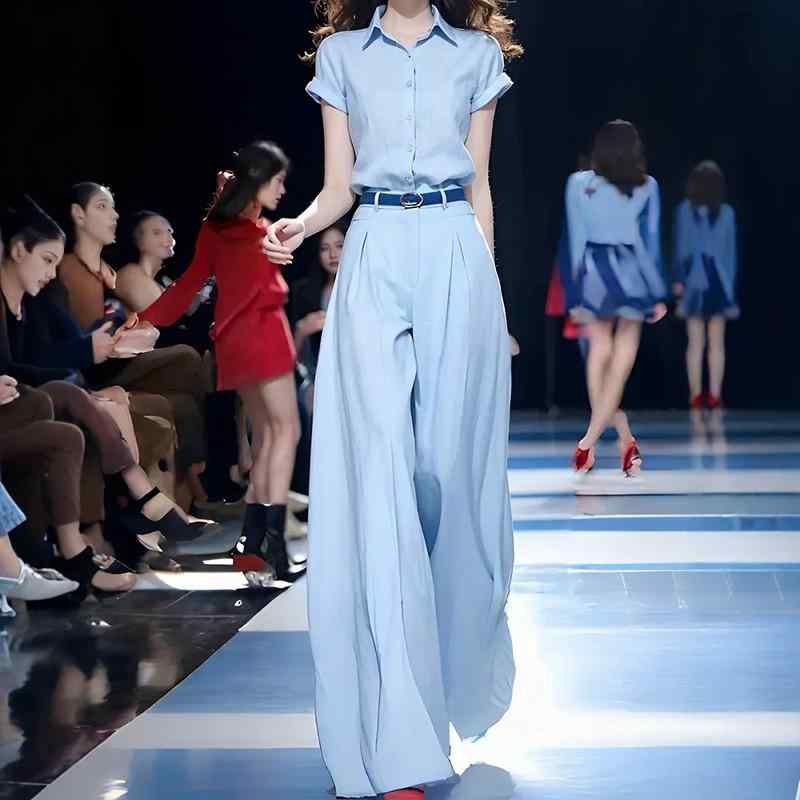 ・主な素材: 雪ニール、氨纶30%以下・カラー展開: ブルー上衣、ブルーパンツ、グレー上衣、グレーパンツ・サイズ展開: S、M、L、XL、2XL・袖丈: 無袖・袖型: プリンセス袖・スタイル: カジュアル・商品カテゴリ: レジャーセット