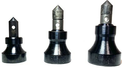 センター ジャッキ CJ-9【用途】レベル出し、及び加工物のビビリ止めなどにご使用ください。【特徴】［スピンドル頭部］CJ-7は六角シャフト一体型、回転なしCJ-8　CJ-9は頭部にスチールボール入で回転式【材質】S45C　焼入れ熱処理品寸...