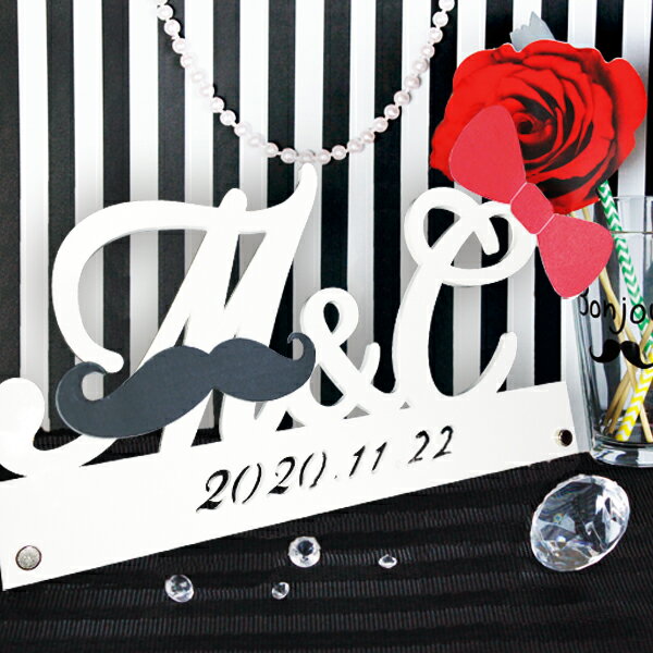 ◆セット内容と各サイズ◆ カラー ホワイト　or　クリア フォント 明朝体　or　筆記体 本　体 高さ165～180×横幅290mm×厚さ5mm ※スタンド用パーツ付き。 注意事項 ※受注生産のため変更・キャンセルはお受けできません。 ※イ...