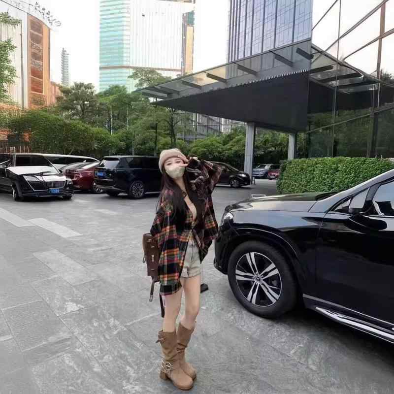 シャツ メンズ 長袖 格子柄 コットンブレンド ネルシャツ風 レトロ 開襟 襟付き ルーズ カジュアル 男性用 トップス 春夏秋冬・カテゴリ: シャツ・スタイル: 和風・素材: 綿混紡・生地: ポリエステル繊維81-90%・対象年齢: 成人...