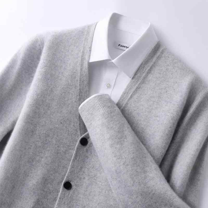 ニットカーディガン メンズ Vネック 秋冬 厚手 ビジネス カジュアル 紳士 男性用 ウール セーター トップス 長袖 無地 オフホワイト ベージュ グレー ブラック・項目: スタイル・値: カーディガン・項目: フィット・値: レギュラー...