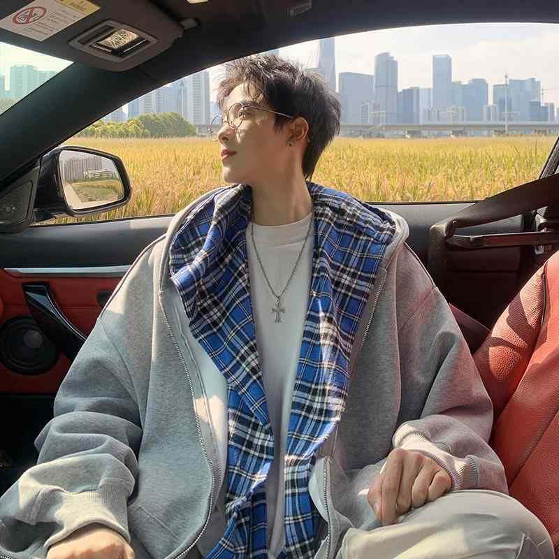 パーカー メンズ スウェット プルオーバー 長袖 春秋 薄手 ゆったり カジュアル トップス ストリート アメカジ 配色 切り替え グレー 黒 ポリエステル・カテゴリ: 卫衣/绒衫・スタイル: 美式复古・ネックライン: 圆领・袖丈: 長袖・...