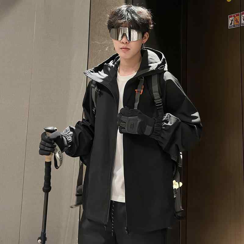 ジャケット メンズ 防水 防風 アウター 春秋 薄手 ジャンパー ブルゾン 配色 切り替え フード付き 長袖 カジュアル 普段使い アウトドア ウェア ポリエステル 黒 白 ブラック ホワイト系・素材機能: 防水.耐摩耗.防風.防引裂き・カ...