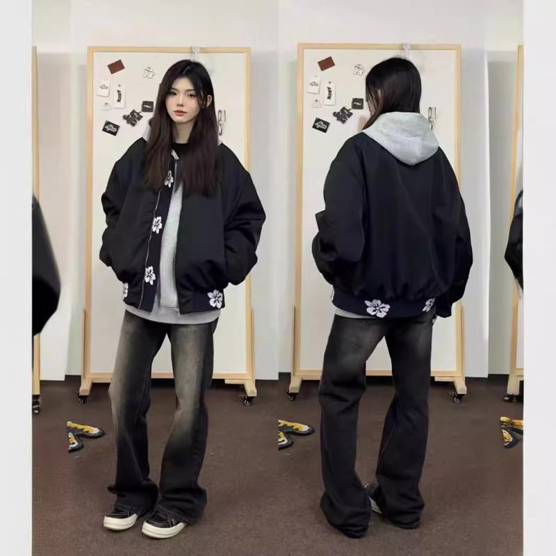 ジャケット メンズ 男性用 レトロ 切り替え 提花 パイロットジャケット スタジャン ブルゾン 春秋 ストリート 綿混紡 ポリエステル混紡 黒 ブラック・商品カテゴリ: ジャケット・スタイル: ストリート・対象年齢: 24-35歳・襟の形:...