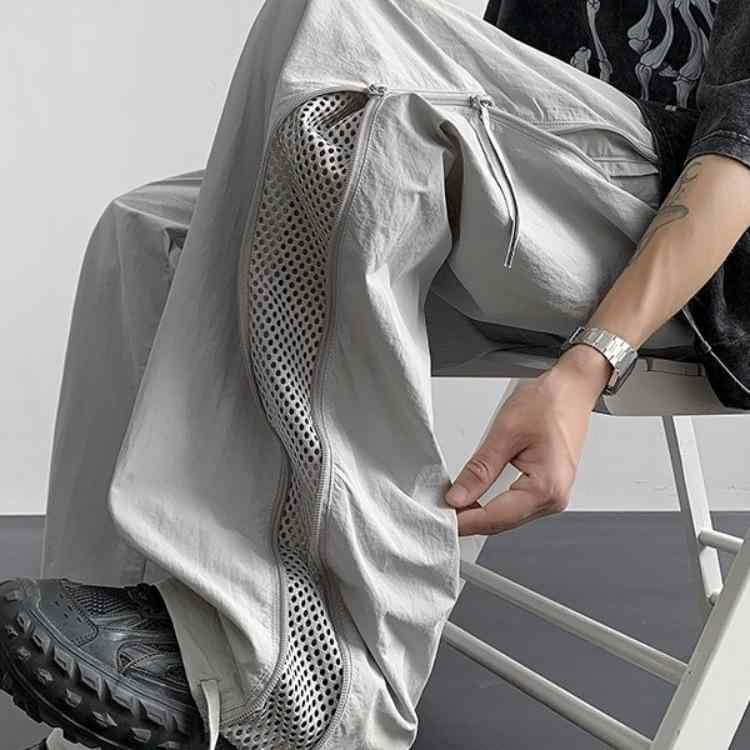 カーゴパンツ メンズ 薄手 ナイロン 速乾 ワークパンツ ワイドレッグ 涼しいパンツ 春夏 ミリタリーパンツ 撥水性 通気性・カテゴリ: カジュアルパンツ・スタイル: ストリート・対象: 青少年・成人・デザイン: 無地・パンツ丈: フルレン...